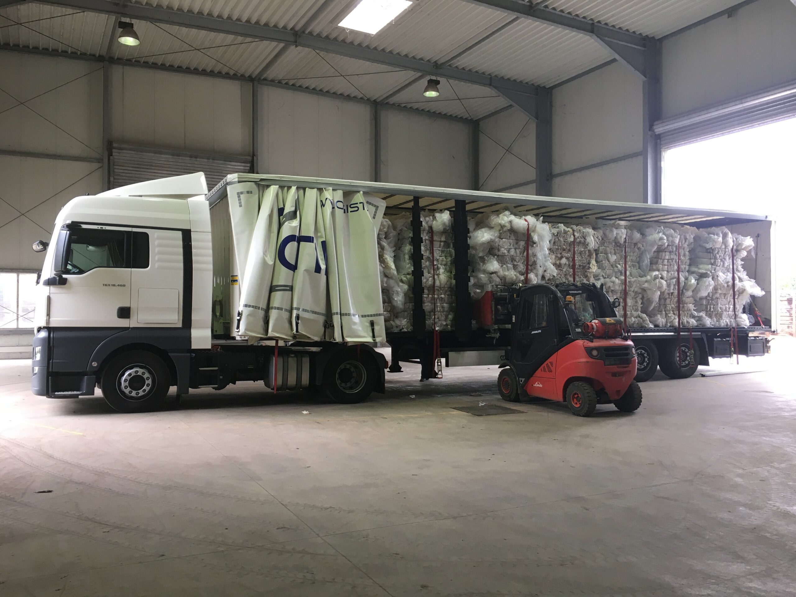 Ascon eröffnet neues Logistikzentrum - RECYCLING magazin